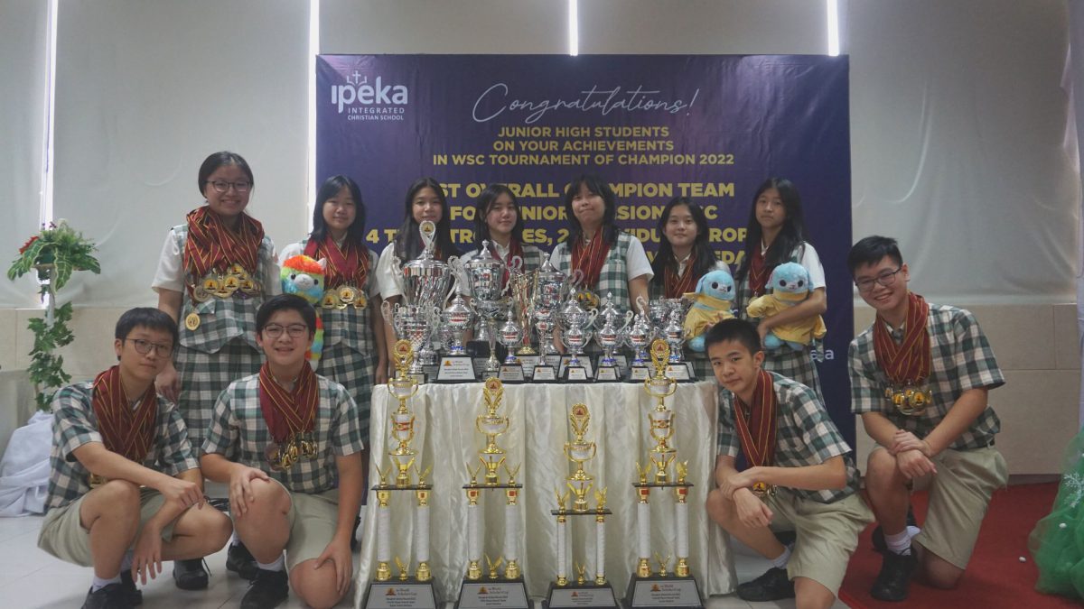 11 IICS Junior High Students Won First Place in the World Scholar's Cup ...